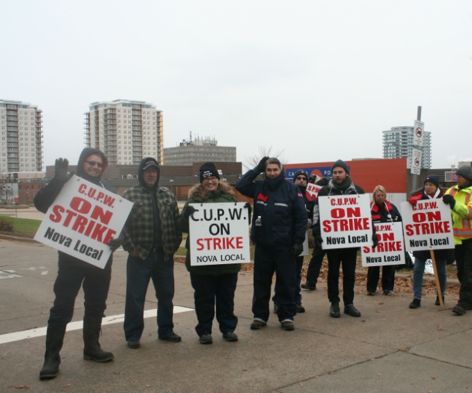 News brief: Canada Post granted province-wide injunction against ...